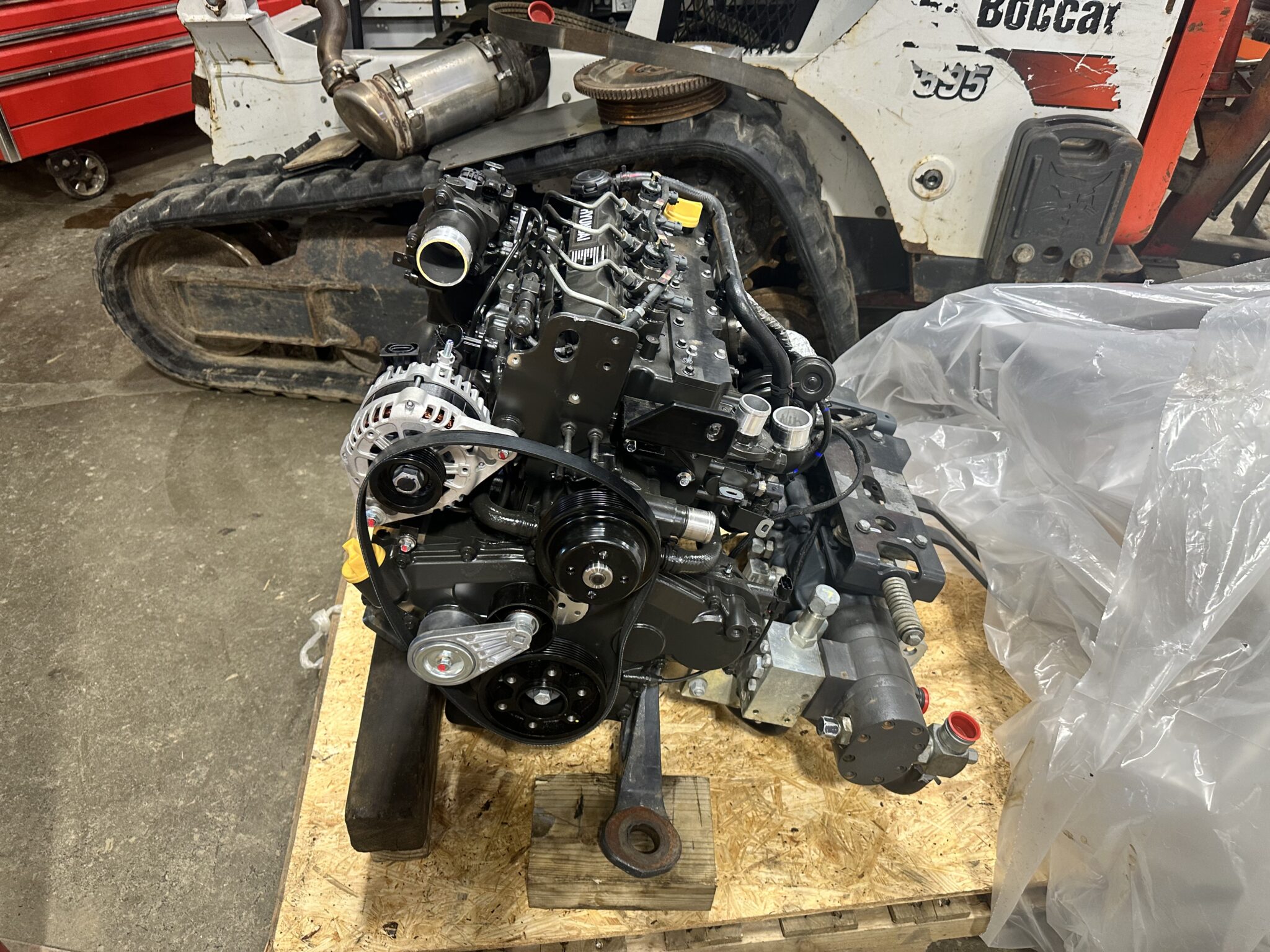 New Bobcat D24 74 HP EPA T4 Engine, Doosan DM02 Engine - Totally ...